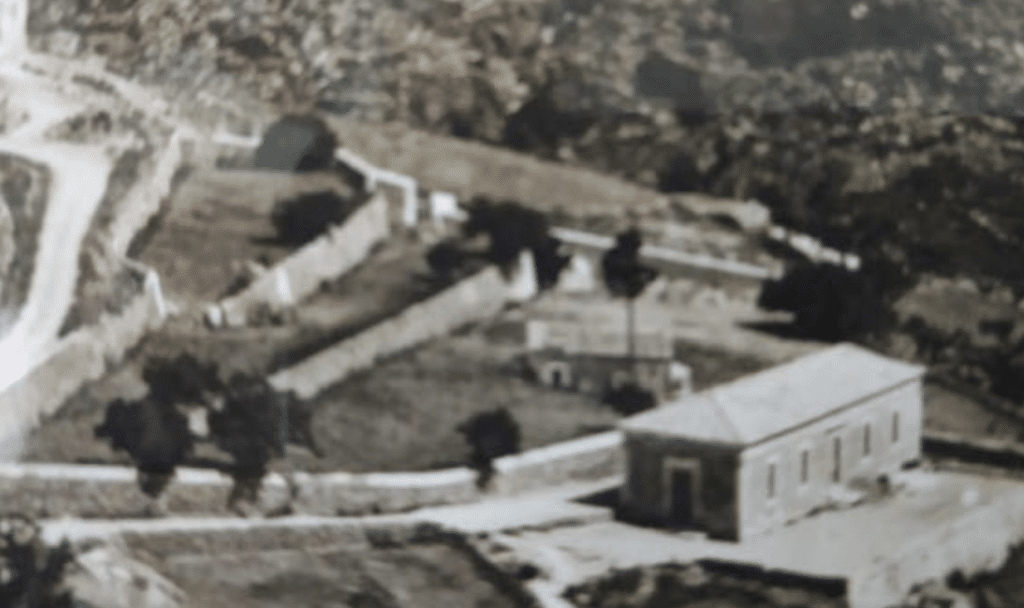 ΤΟ ΣΧΟΛΕΙΟ ΤΗΣ ΠΟΛΕΩΣ ΤΩΝ ΚΥΘΗΡΩΝ (SCUOLA CENTRALE IN CITTA) – Κυθηραϊκά
